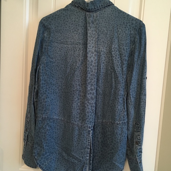 cloth & stone | Tops | Cloth Stone Denim Shirt | Poshmark